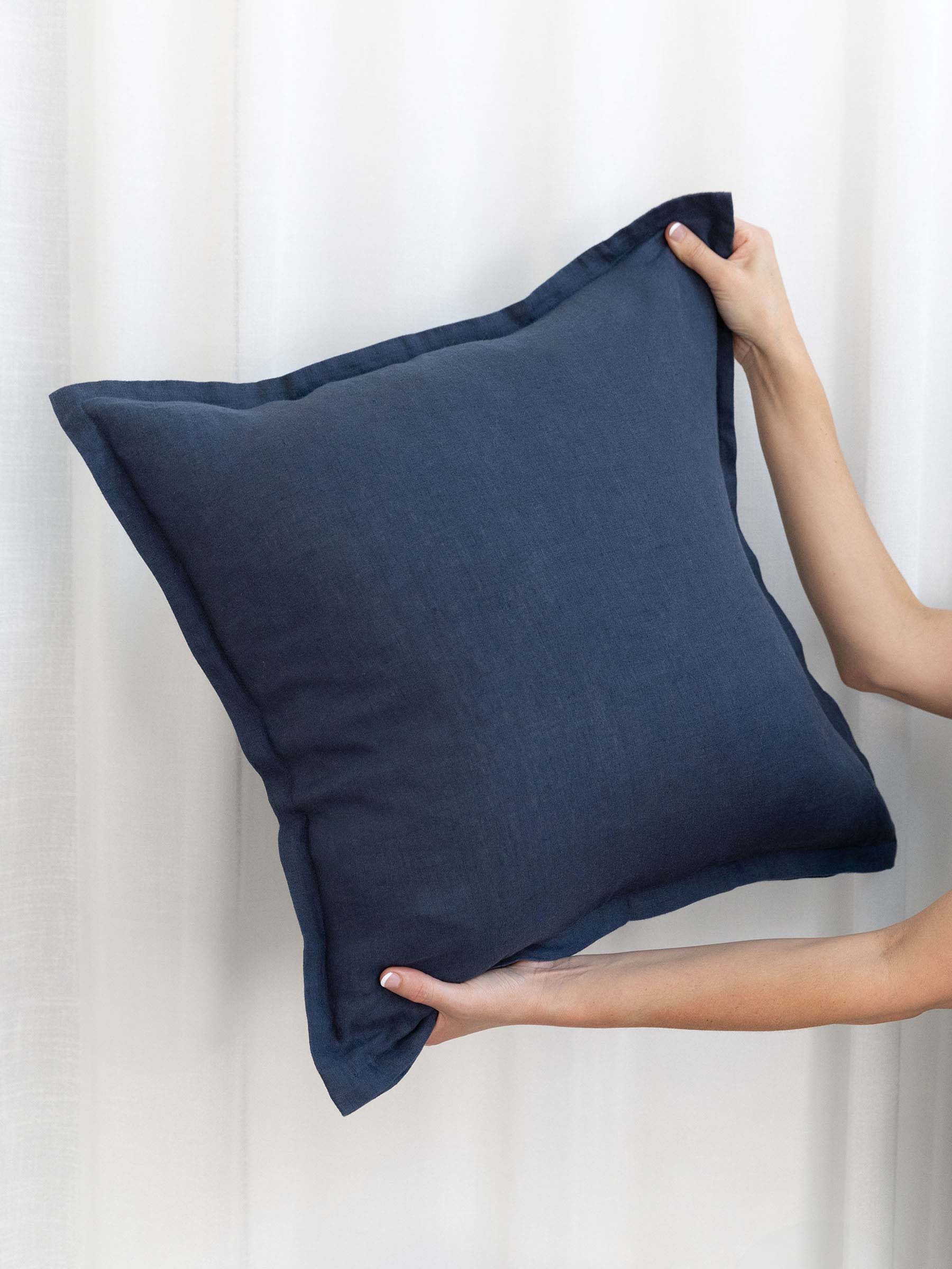 Felix Linen Cushion Navy | Mayco House